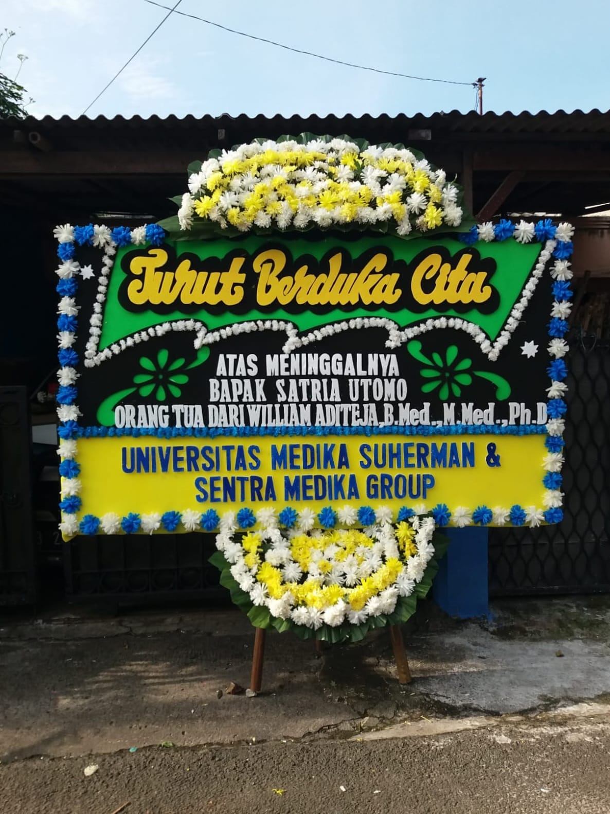 Karangan Bunga Papan Duka Cita – Bunga Jabodetabek Florist